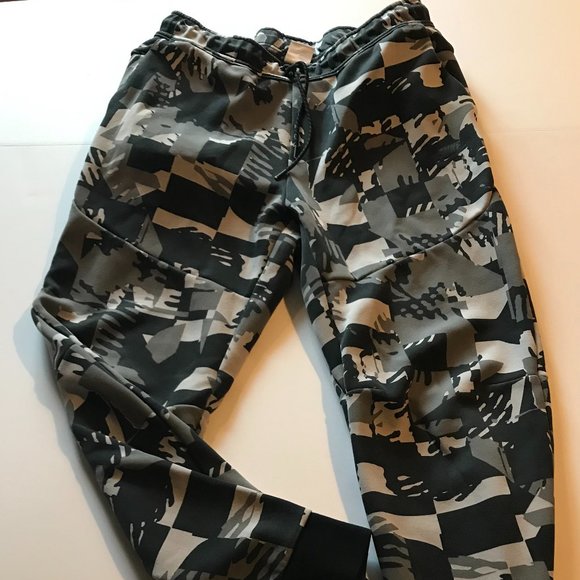 Nike | Pants | Nike Camo Style Activewear Drawstring Comfort Fit ...